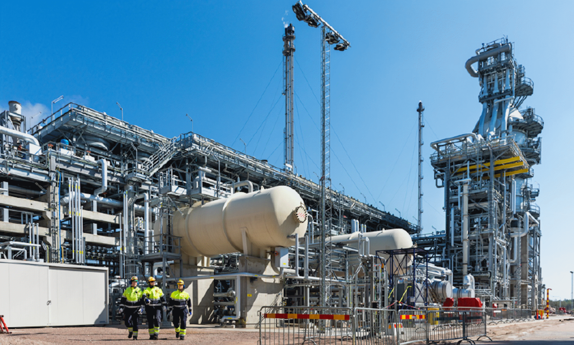 Preem investing billions to convert refinery from fossil fuels to ...
